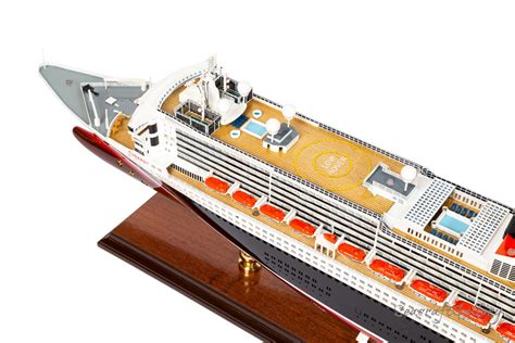 Detailed Queen Mary 2 Model Cruise With Lights Seacraft Gallery