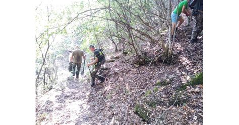 Военни и вертолет „Кугар“ и днес помагат за гасенето на пожара в с Югово