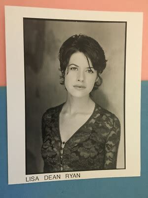Lisa Dean Ryan Bandw1 Original Talent Agency Headshot Photo With