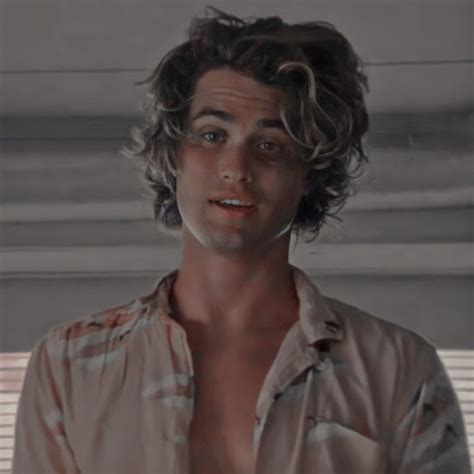 Icon John B Outer Banks Nc Hot Actors Outer Banks