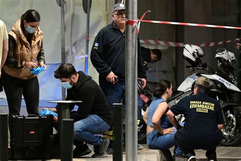 ΣΤΗΝ ΚΟΛΟΜΒΙΑ ΤΩΝ ΒΑΛΚΑΝΙΩΝ “ΓΑΖΩΝΟΥΝ” ΑΥΤΟΚΙΝΗΤΑ ΣΤΟ ΚΕΝΤΡΟ ΤΗΣ ΠΟΛΗΣ ΕΝΑΣ ΑΝΔΡΑΣ ΝΕΚΡΟΣ ΚΑΙ