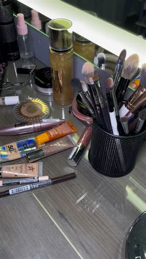 Євгенія Зосімова Візажист Київ Дніпровський район Вишукано стримано та дорого Макіяж і