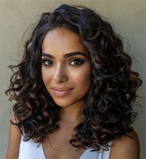 30 Awe Inspiring Layered Hairstyles For Curly Hair Natural Curly Hair