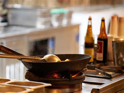 Тези съдове за готвене са токсични и опасни