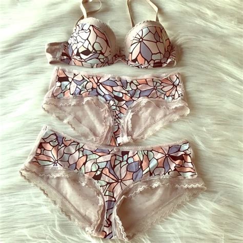 Calvin Klein Intimates And Sleepwear Limited 36b Calvin Klein Bra And