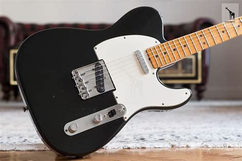 Fender Telecaster Black Maple