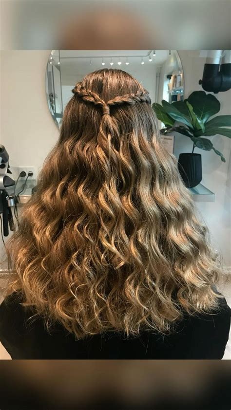 Konfirmation Hår