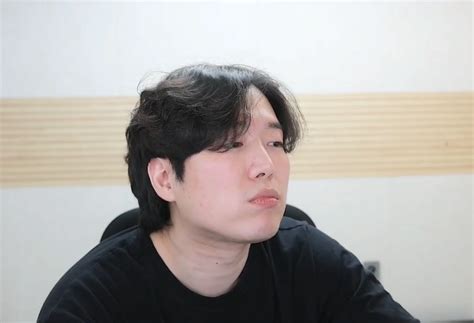 동수칸도 입주변 푸르스름하네 치지직 에펨코리아