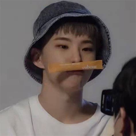 Seventeen Community Posts 可爱得会让我觉得这个世界很危险