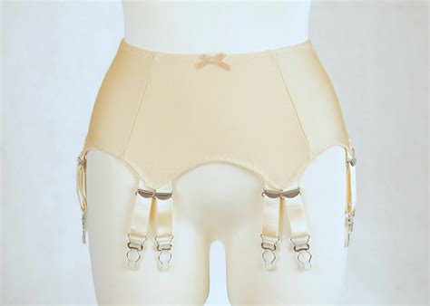 12 Strap Billie E Suspender Belt Garter Belt In Pink Black Beige White