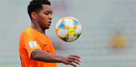 Interesse An Braaf 18 Dortmund Jagt Das Dritte Talent Von Pep Guardiola Mopo