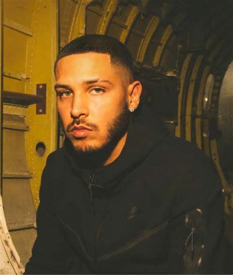 With The Release Of His Debut Ep Private Suite Vol 1 Roa Achieves