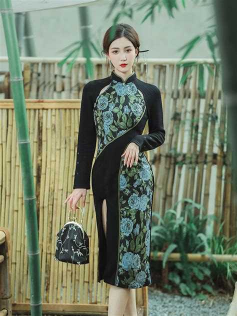 Noble Sexy Split Japanese Cheongsam Dress Weqipao