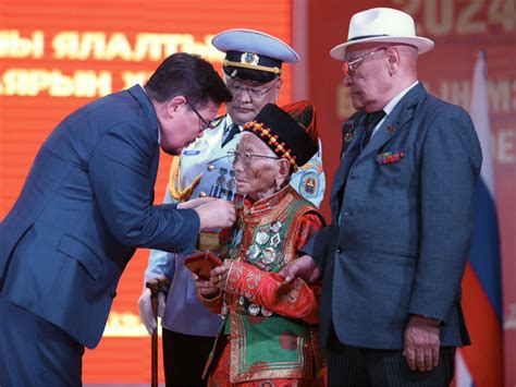 Манай улсын хамгийн өндөр настай иргэн 107 нас хүрлээ Isee Mn