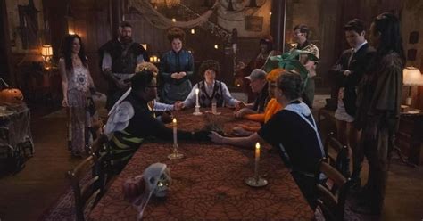 All New Halloween Themed Episode Of The Hit Cbs Comedy Ghosts To Air Thursday Night Cbs New