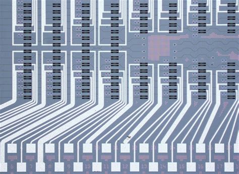 Photonic Neural Network Chip Makes Calculations A Breeze Laser Focus