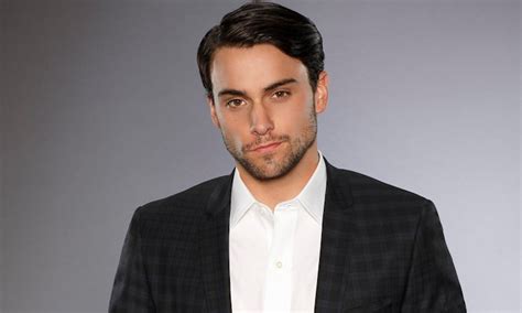 How To Get Away With Murders Connor May Be A Creep But Hes An