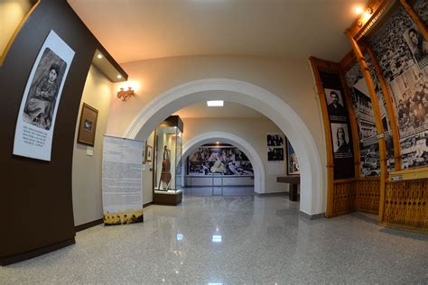 Մշտական ցուցադրություն Արամ Խաչատրյանի տուն թանգարան