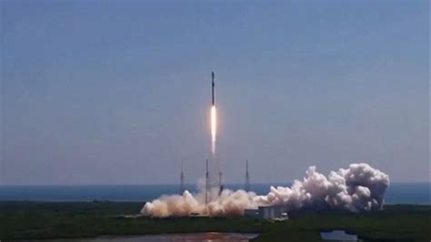 우주의 암흑물질 비밀 푼다…망원경 유클리드 발사 네이버 Tv