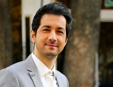 مجری برنامه های مذهبی در کنار پسرش عکس