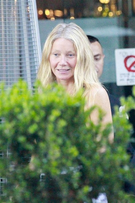 Gwyneth Paltrow Goes Makeup Free Shows Off Her Gray Roots For Dinner