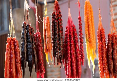 ภาพ ภาพสต็อก วัตถุ 3 มิติและเวกเตอร์เกี่ยวกับ Walnut Shape 25496