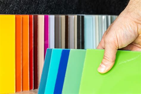 컬러 유리 샘플러 홈 마감재 장식 유리 대조 육즙 및 파스텔 색상 예술적 유리 스튜디오 색상 팔레트 거친에 대한 스톡 사진 및 기타 이미지 Istock