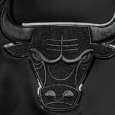 Chicago Bulls Logo Black And White