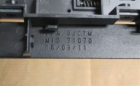 Dell Equallogic Ps6100 3u Security Bezel Cover With Key 1j96c 01j96c Dell Equallogic Ps6100 3u Security Bezel Cover With Key 1j96c 01j96c