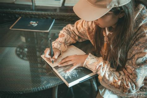 2022海子诗歌陈列馆游玩攻略 的海子半身头像很难想象 去哪儿攻略