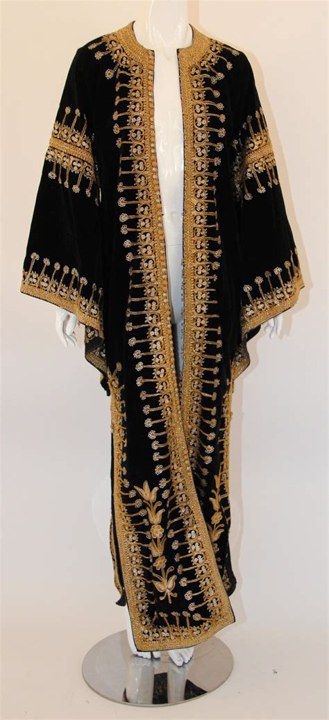Moroccan Vintage Velvet Kaftan Black And Gold Caftan 1960s At 1stdibs