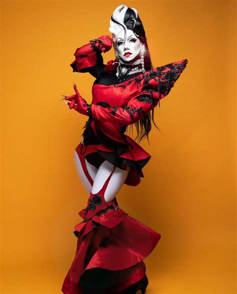 Pixie Pixie Drag Queen Outfits King Outfit Race Outfit