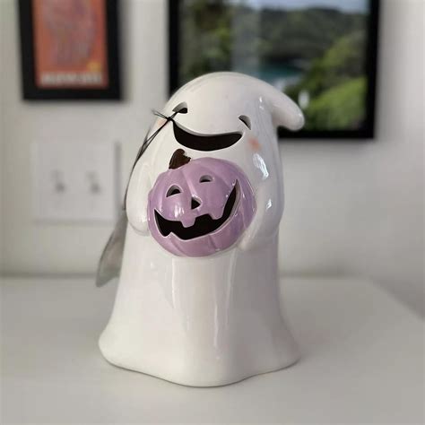 Halloween Ghost Figurine Halloween Cute Ghost Statue Ornament