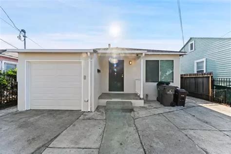 1223 79th Ave Oakland Ca 94621 31 Photos Movoto
