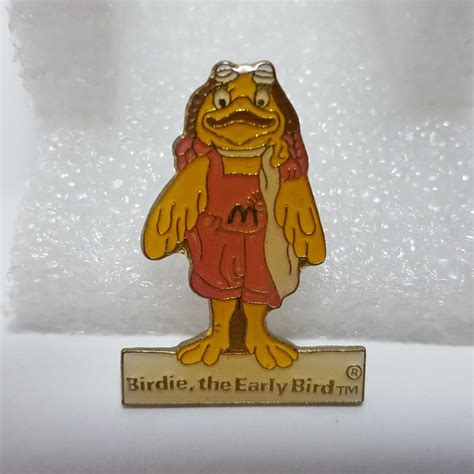 Vintage Mcdonalds Birdie The Early Bird Advertising Collectible Flair
