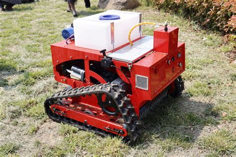 Multi Functional Robot Lawn Mower Spraying Equipment Grass Trimmer Lawn