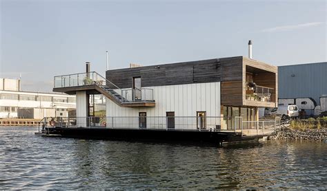 How To Build A Houseboat Roof Goimages U
