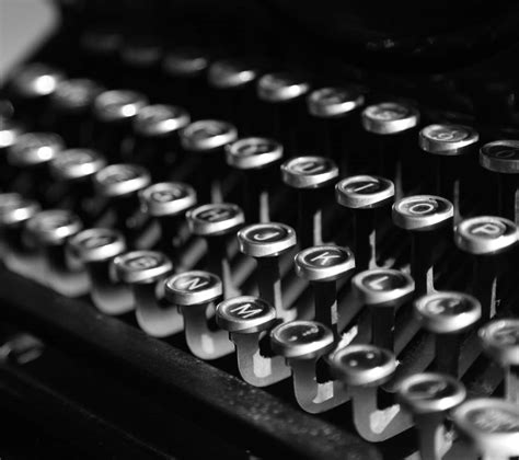 100 Vintage Black And White Wallpapers