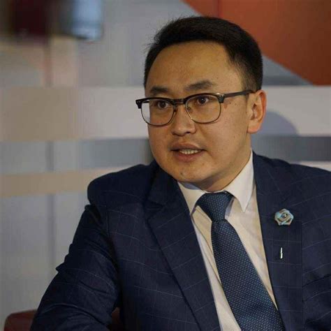 Өмгөөлөгч Ш Алтангадас Д Амарбаясаланг нүүрсний хулгайч болгох ажиллагааг кампанит байдлаар