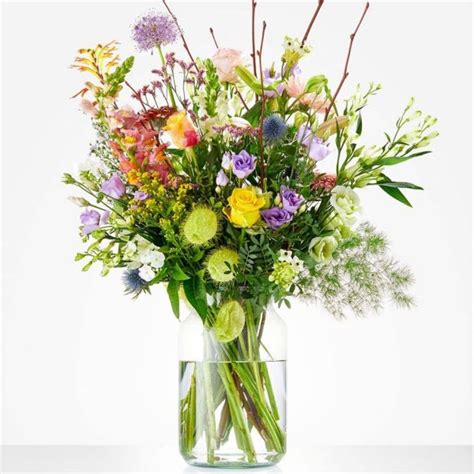 Lovely Gesture Bouquet Perfect T For Any Occasion