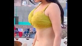 Divyanka Tripathi Hot Cleavage Navel Xnxx Com