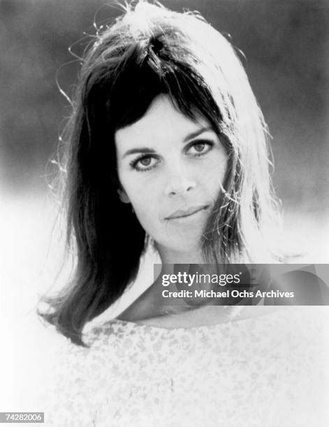 Claudine Longet Photos Photos And Premium High Res Pictures Getty Images