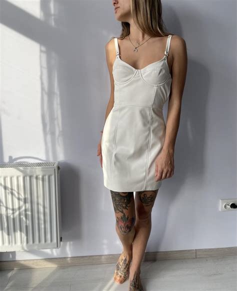 Платье Zara из эко кожи — ціна 400 грн у каталозі Короткі сукні Купити жіночі речі за доступною