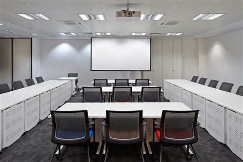 1 School Ict Desks Computer Desks For Schools Fusion