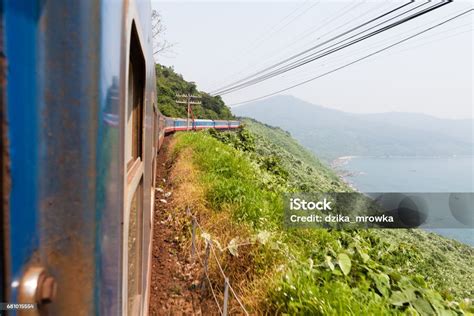 다낭 베트남 색조에서 가장 아름 다운 철도 노선 중 하나는 기차 여행 0명에 대한 스톡 사진 및 기타 이미지 0명 거리가 먼 공중 뷰 Istock