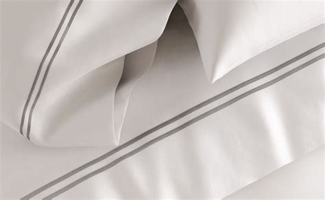 Bed Sheet Sizes Guide To Bed Sheet Dimensions Saatva