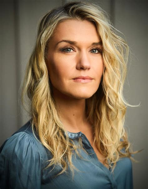 Emily Rose Actrice Sexy All About Celebrity Emily Maddison Watch List