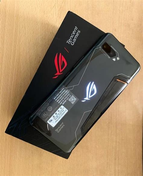 Asus Rog Phone Ii The Ultimate Gaming Phone With Airtrigger Ii Controls