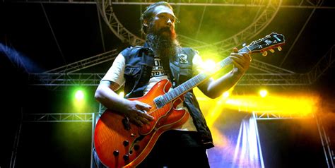 Coki Netral Ngefans Gitaris Alter Bridge