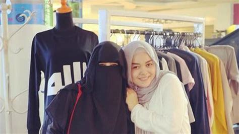Pipik Dian Irawati Butik